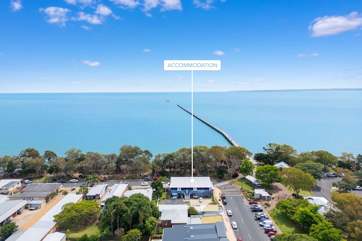 Pier View Beach Villa 2 - Hervey Bay