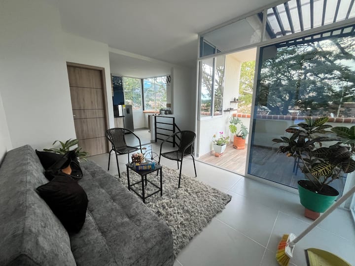 Rd-301 Increíble Apt Nuevo| Terraza Privada | Wifi - Roldanillo