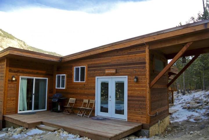 Native Spirit Cabin, 2 Bedroom - Georgetown, CO