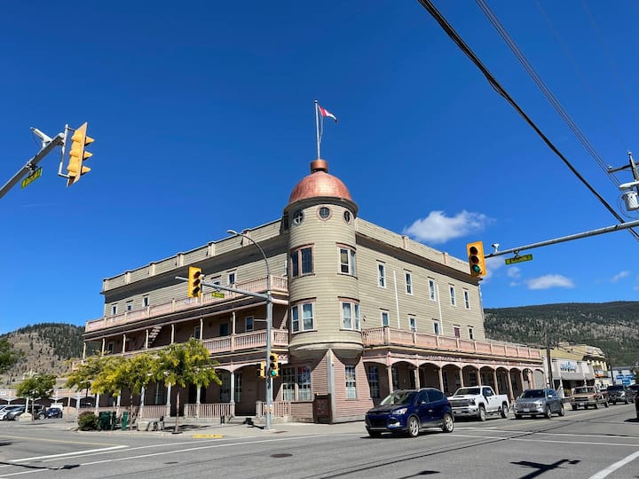 Coldwater Hotel
Historic Hotel - Merritt