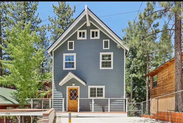 Cozy Bear Cabin - Big Bear Lake, CA