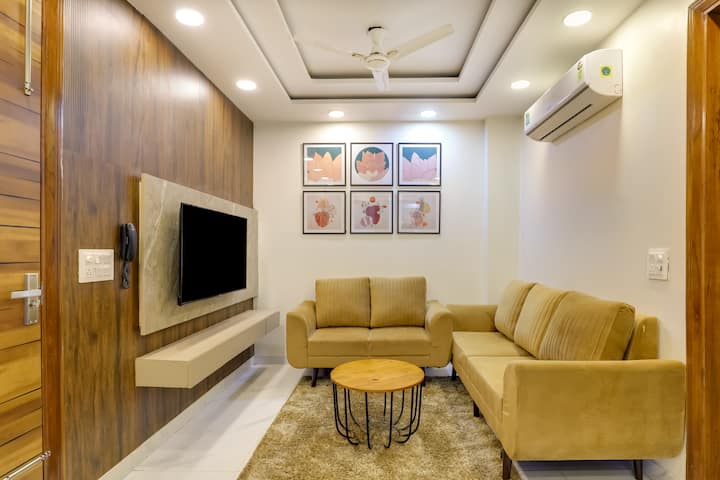 Peacefulhuts Premium 3bhk - New Delhi Indira Gandhi Airport (DEL)