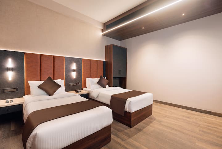 Executive Twin Room - Pollachi