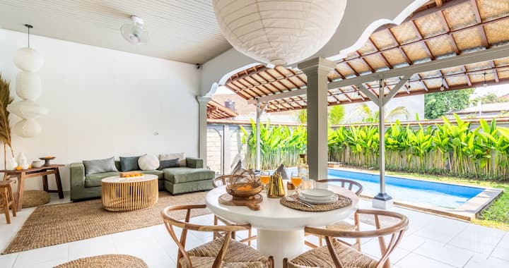 An Afordable 1 Bedroom Villa In Seminyak - 세미냑