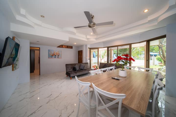 Coast Charm 5+1br House Karon - Kata Beach