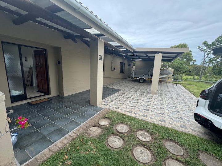 34 Silver Ranch Chalet - Keurboomstrand