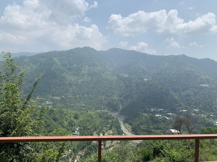 Aaram Aashray - Chail