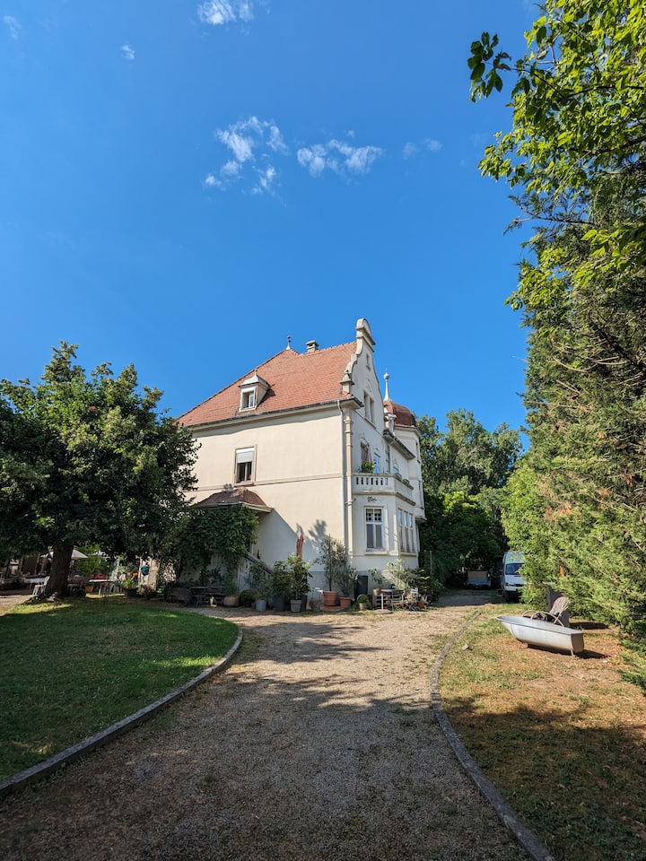 Villa12 - Esc Basel Apartment #1 - Ibis Aéroport Bâle Mulhouse
