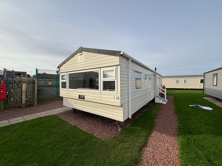 Eyemouth Holiday Park - Caravan For Rent - 