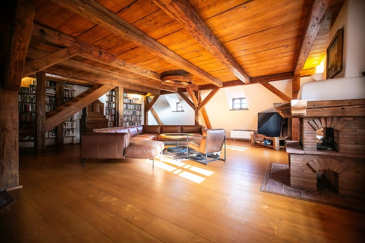 Apartment No. 3 Including A Private Garage - Český Krumlov