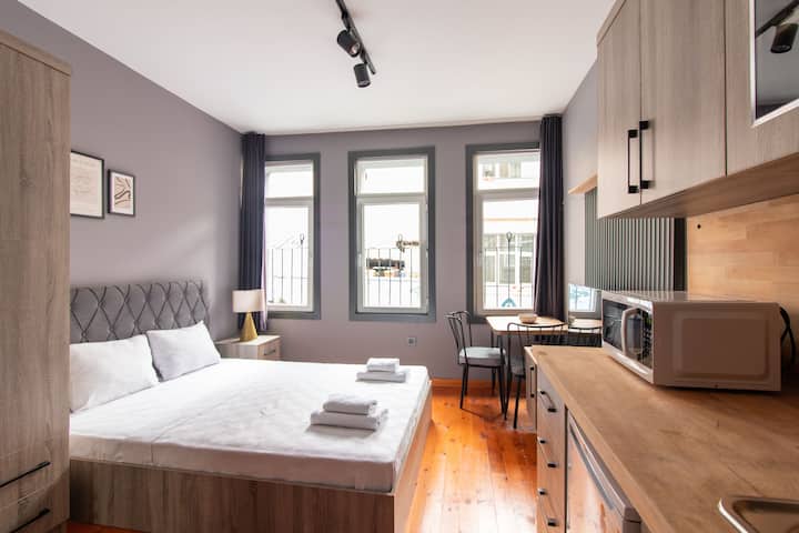 Peaceful Perfection Studio In Central Fatih - Bakırköy