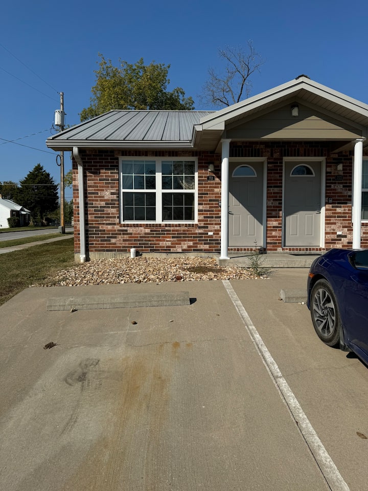 Great Location 1 Bed 1 Bath Apt - Rolla, MO