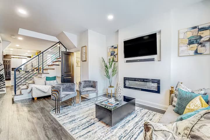 The Brixton Manor - Baltimore, MD