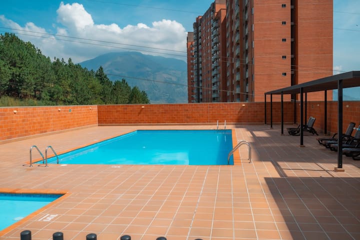 3.acogedor  Apartamento Con Una  Vista Memorable. - Bello, Colombia