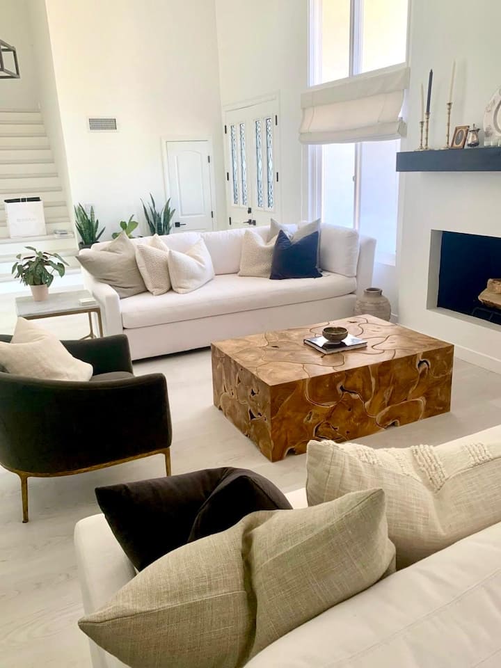 Elegant Family Friendly Home - Thousand Oaks