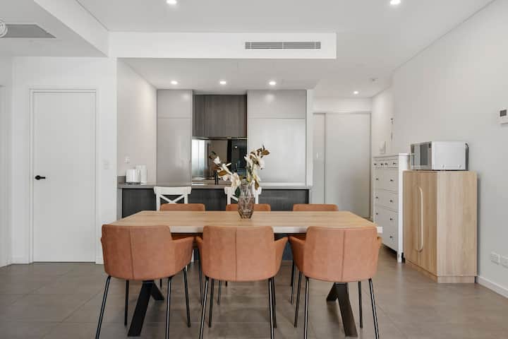 Epping Cozy 2br | Free Parking | Walk To Station - Castle Hill