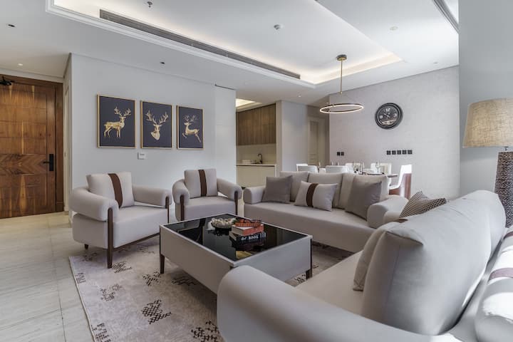 H7. Garden View Balcony | 127 الماجدية - Riyadh