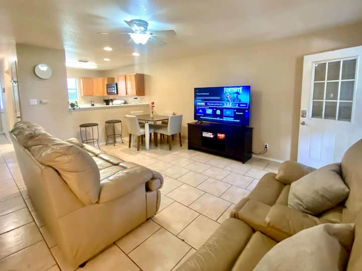 New! Cute 2br Townhouse With Patio - Near Lake - Canyon Lake, TX