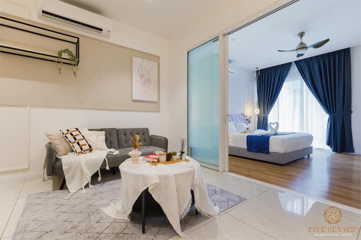Nearby Quill City Mall | Uniquely Designed Unit - Malasia