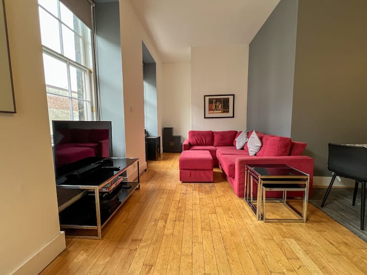 Merchant City 3 Bed Apartment - Glasgow