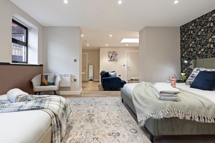 Sleek & Cosy Central-leeds Apartment For 3-people! - Leeds