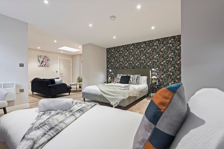 Sleek & Cosy Central-leeds Apartment For 3-people! - Leeds