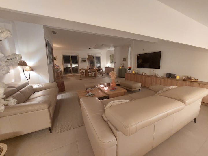 Magnifique T5 Dernier éTage - Calvi