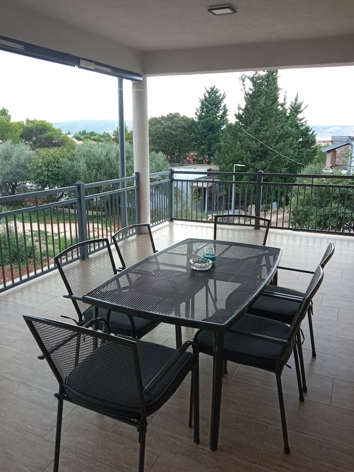 3 Bedroom Apartment With Terrace - Starigrad