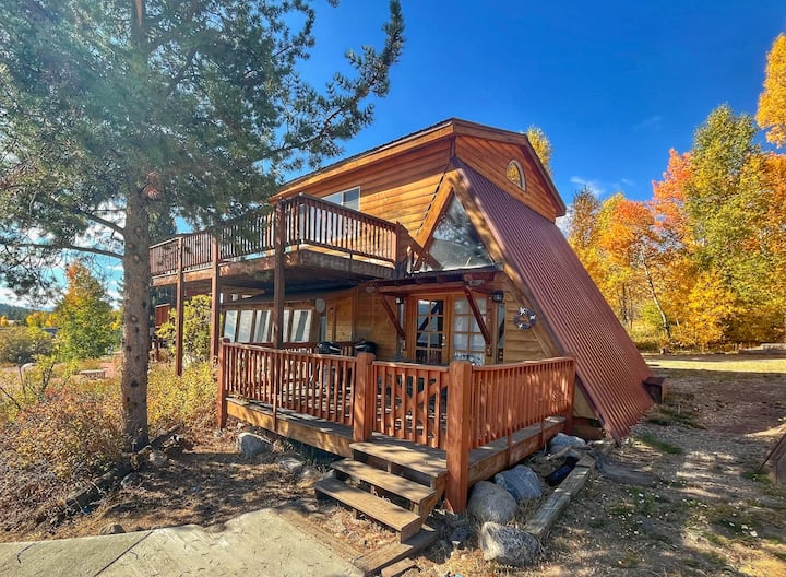 Two Cabins Hideaway | Hot Tub & Firepit - Grand Lake, CO