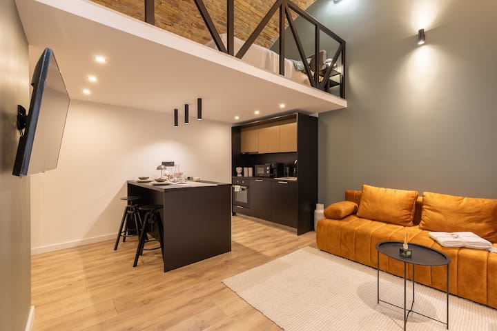 Backstage_α Design Apartment Heart Of Budapest - Budapest