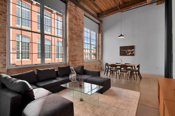 Relax In Style | Downtown At Your Doorstep! - Greenville, SC