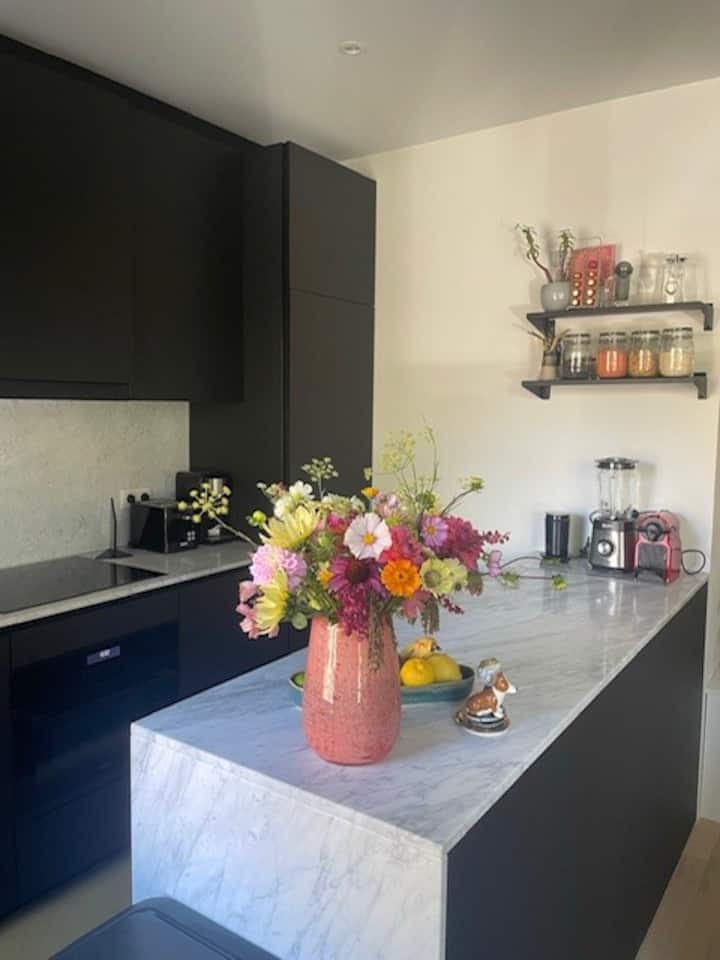 1br 15 Min From City Center - Anvers