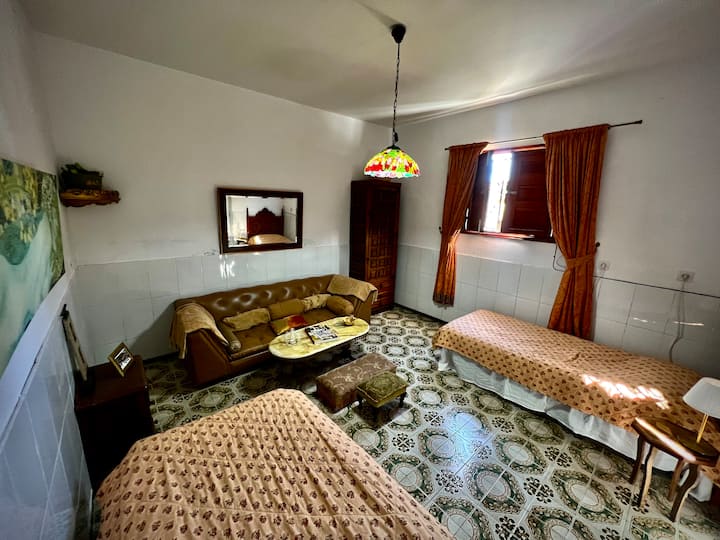 Casa Calma Cycling Hostel - Playa del Inglés