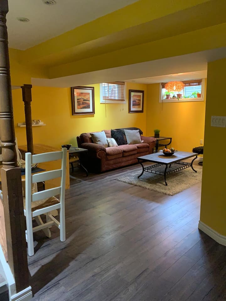 In-law Suite Apartment - Waterloo