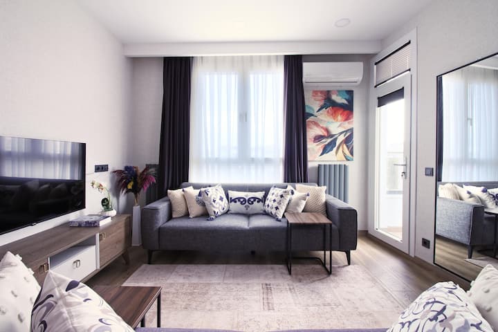 No:9 - Excellent 3 Br Flat In The Heart Of Fatih - Balat