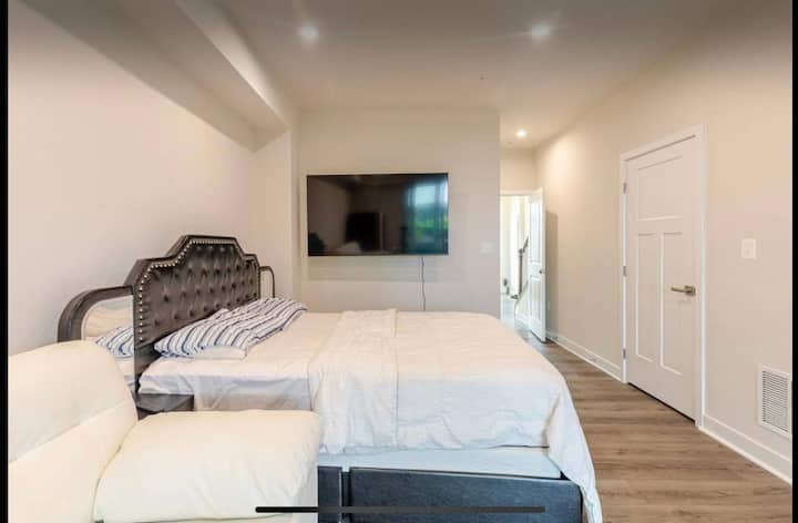 1bed Luxury Vacation Studio Room - Pasadena, MD