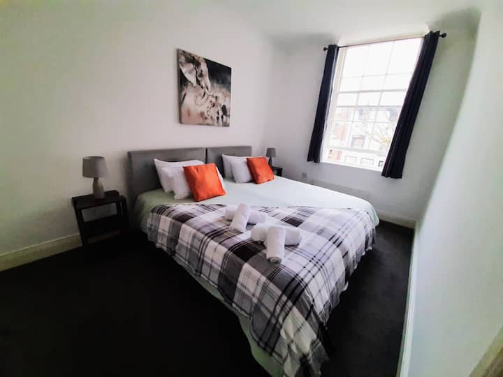 Super-central 2bed With Parking - Reading - Reading