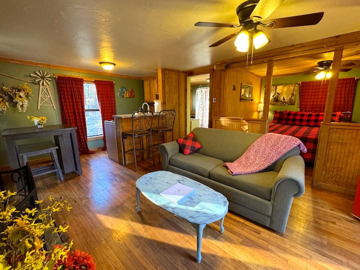Cabin (#11) - Couple's Retreat - Steps To Midtown - Ruidoso, NM