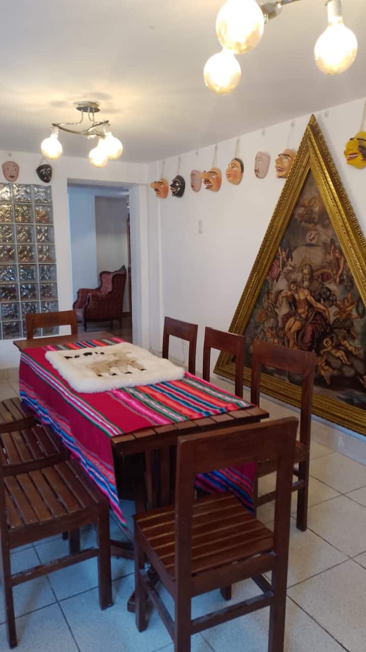 Casa Comoda Y Elegante En Cusco - Cusco