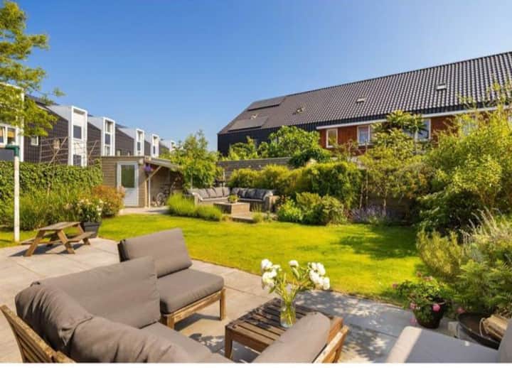 Heerlijk Huis Met Grote Tuin - Zaandam