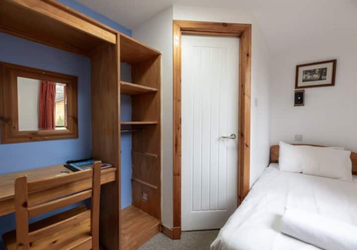 Single Ensuite Room, Loch Insh - Newtonmore
