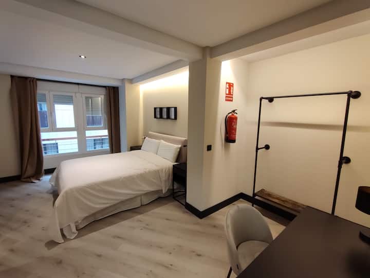 Rooms Europa - Suite - Madrid