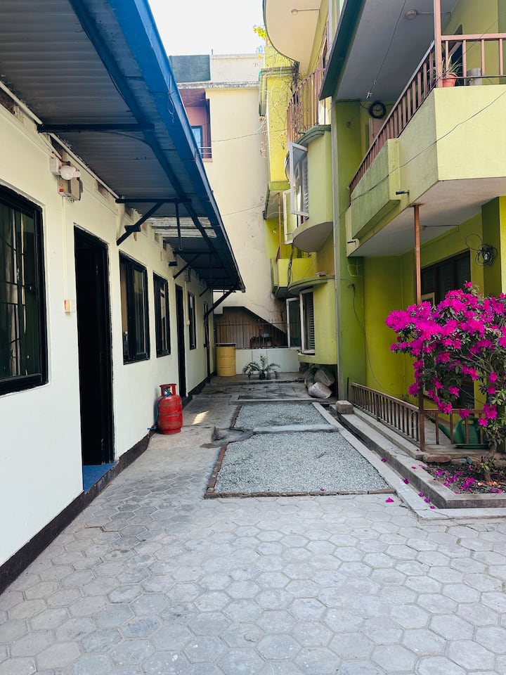Lilen's Tahara- Entire Apt, Private Bath+kitchen A - Kathmandu