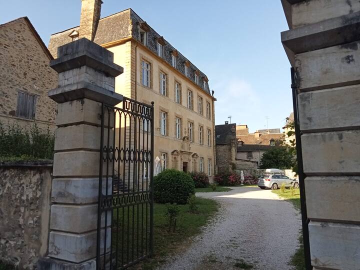 Joli Appartement à Saint-geniez-d'olt Et D'aubrac - Saint-Geniez-d'Olt