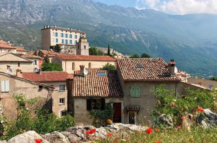 Maison De Village Au Calme - Gréolières les Neiges