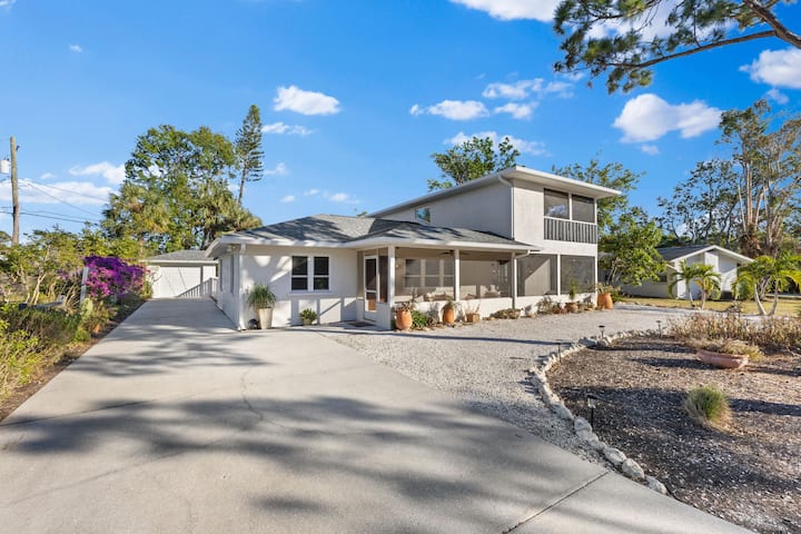 Cozy Home In Sarasota! - Sarasota, FL