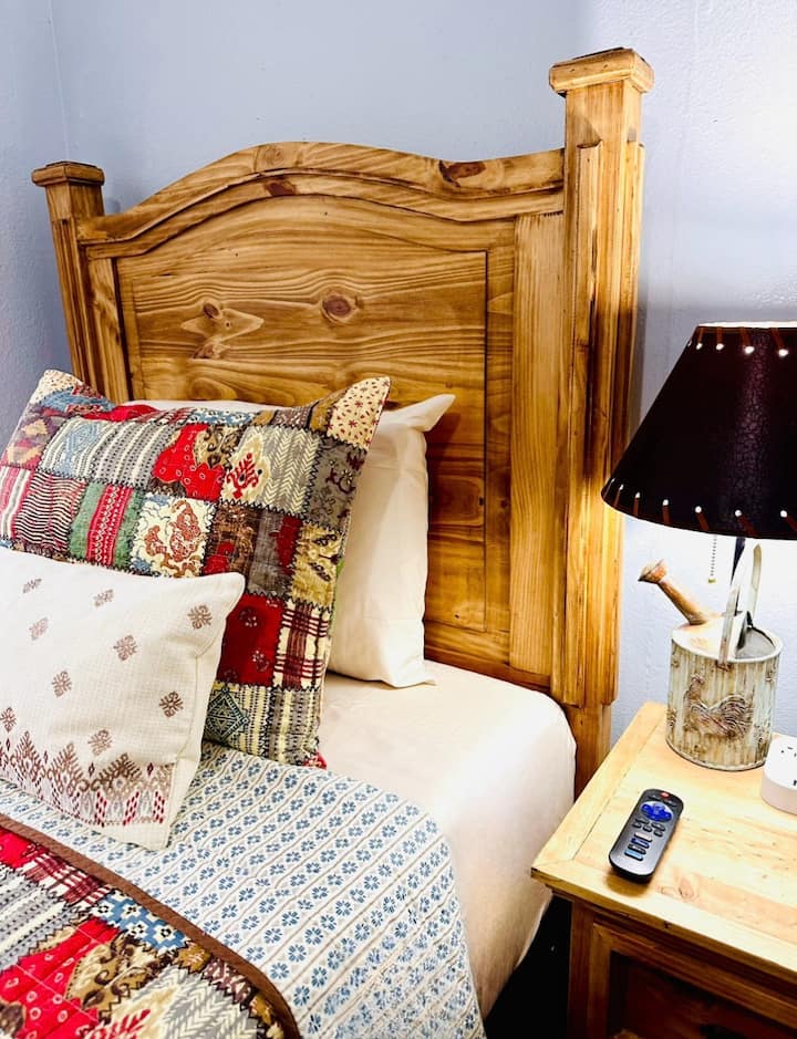 *Serenescape* No Cleaning Fee! Pet Friendly! - Brownwood, TX