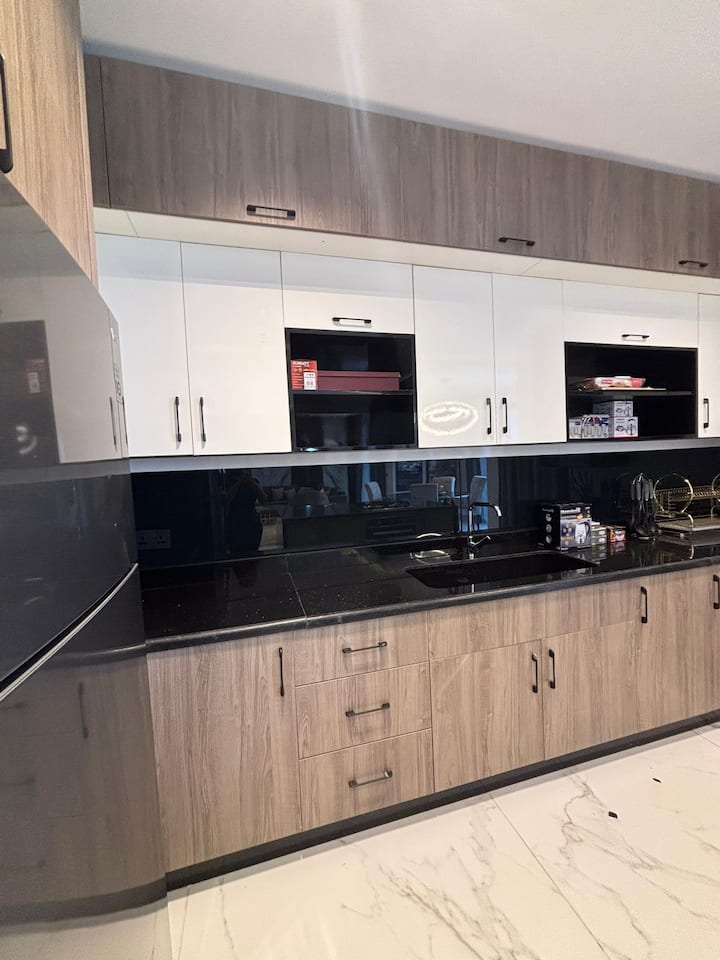 Spur Luxury Apartments - Freetown