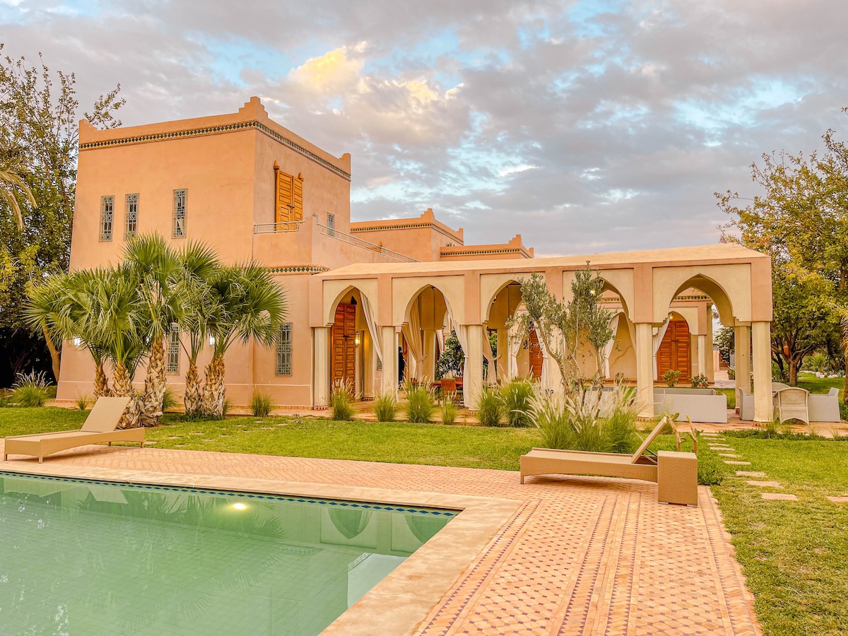 Beautiful villa - Large heated pool - Houses for Rent in Marrakech ...