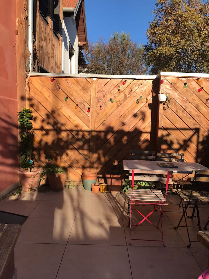 T2 Calme/cartoucherie /Terrasse/repas Maison/vélo - Toulouse